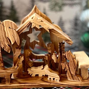 Olive Wood Nativity Set: Handcrafted Bethlehem Christmas Decor - Etsy
