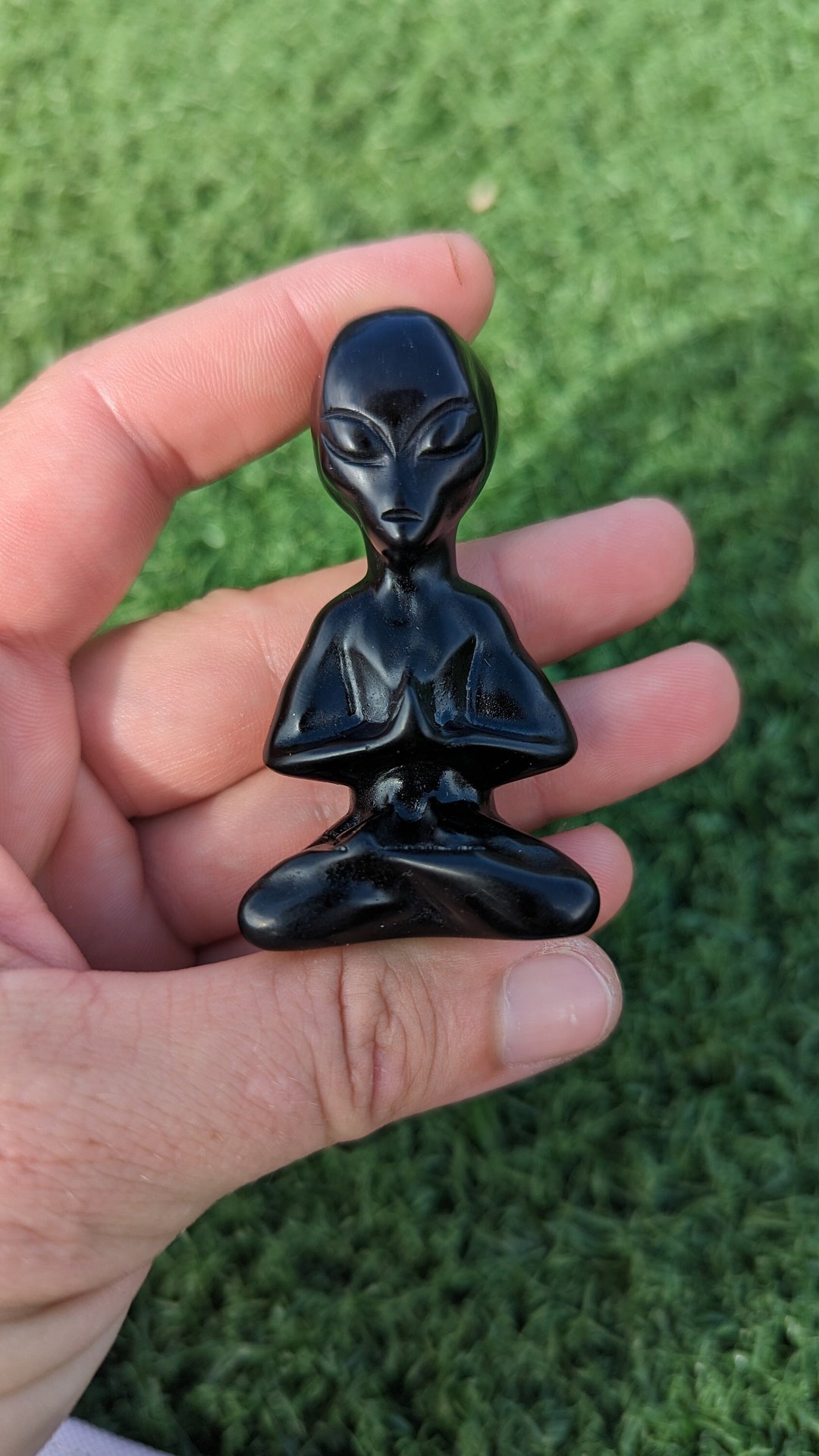 Crystal Alien Carving 2.5 Alien Doing Yoga, Obsidian Alien Figure ...