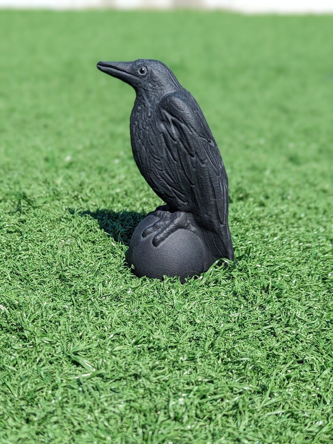 Large Obsidian Raven, Matt Finish, Amazing Details on Feathers. Hard to ...