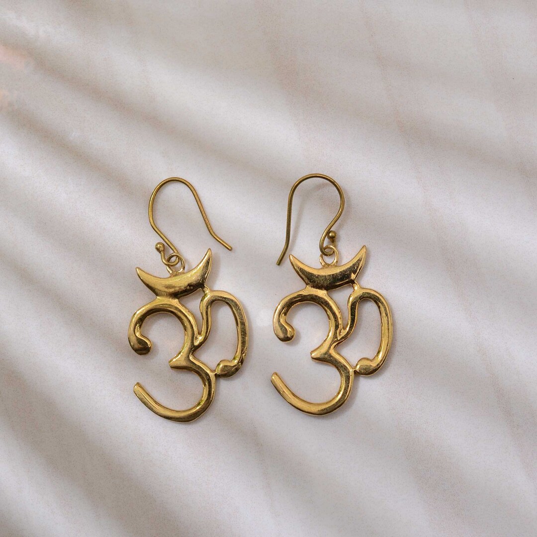 Brass Aum Symbol Dangle Earrings: Minimalist Yoga Jewelry - Etsy