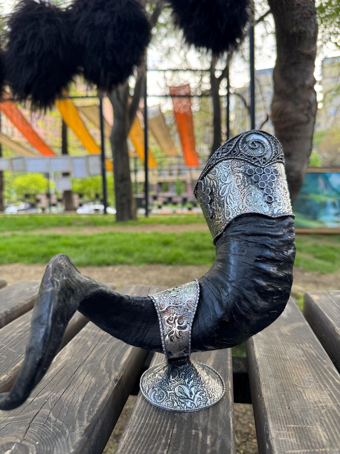 Viking Drinking Horn With Stand: Groomsmen Gift, Georgian Cow Horn - Etsy