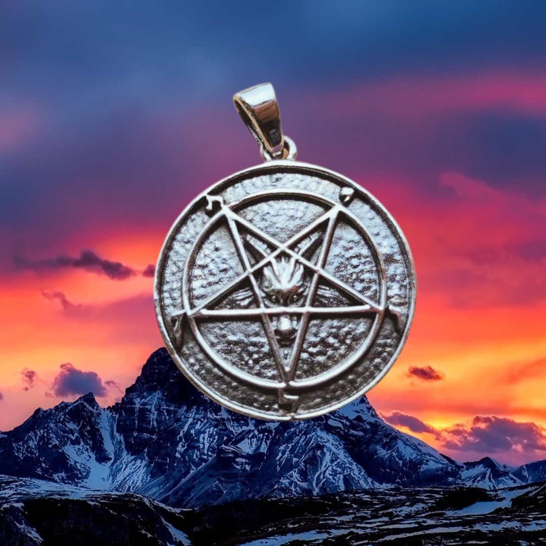 Inverted Satanic Pentagram Pendant Goat Head Pentacle Hebrew Circle ...