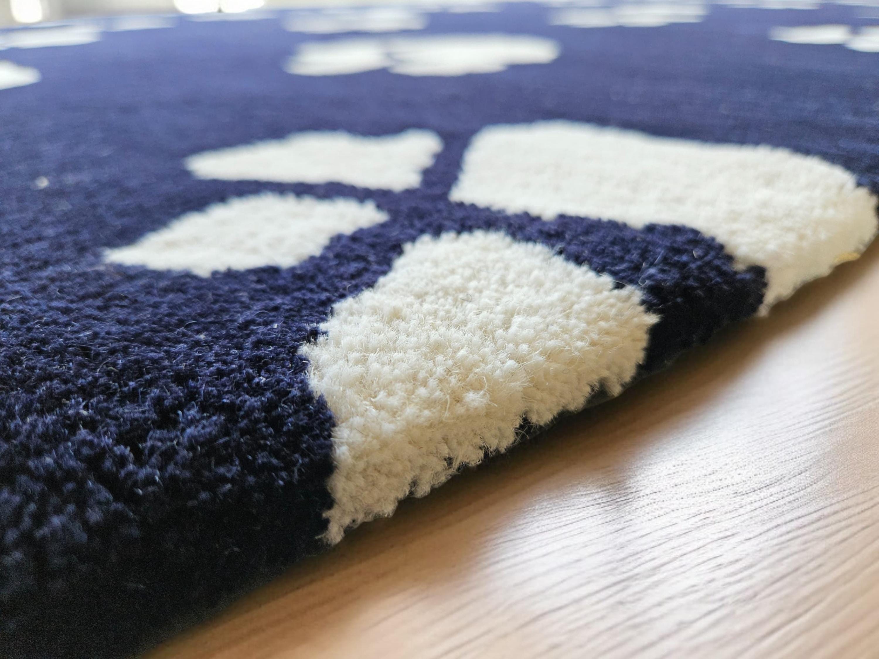 Paw Print Pattern Hand Tufted Wool Rug, Soft and Stylish Area Rug for ...