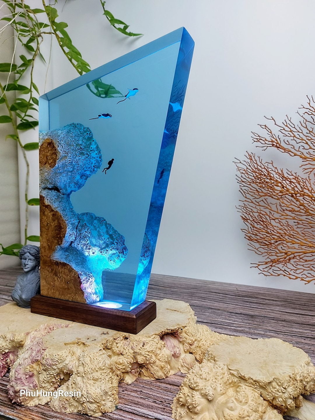 Handmade Stingray Resin Lamp: Ocean Diorama With Crystal Lights - Etsy