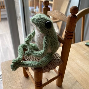 Pale Green With Cream Tummy Hand Knitted Frog - Etsy