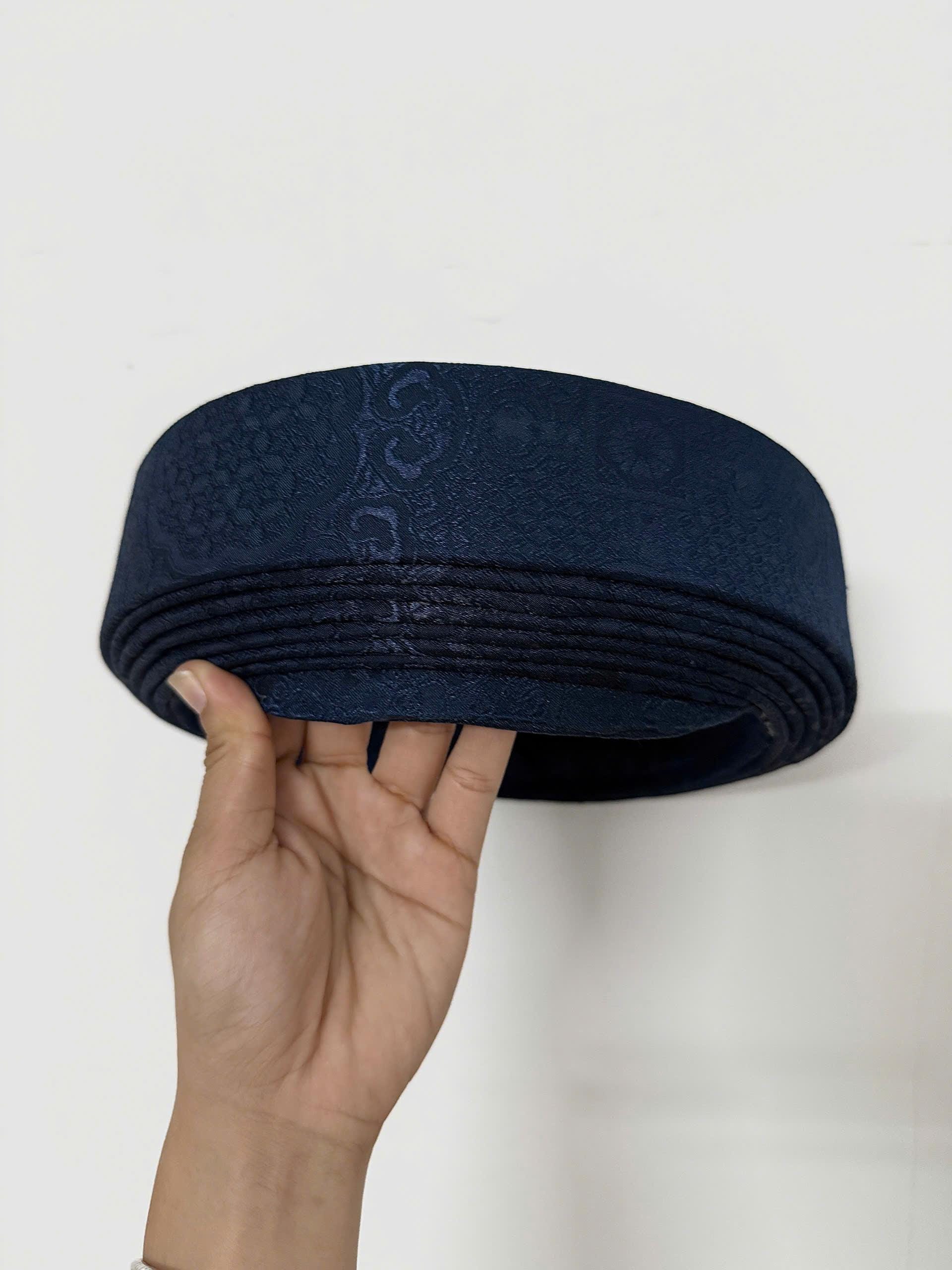 Vietnamese Gấm Khăn Đóng Headband: Ao Dai Groom Hat - Turban Men's Ao ...