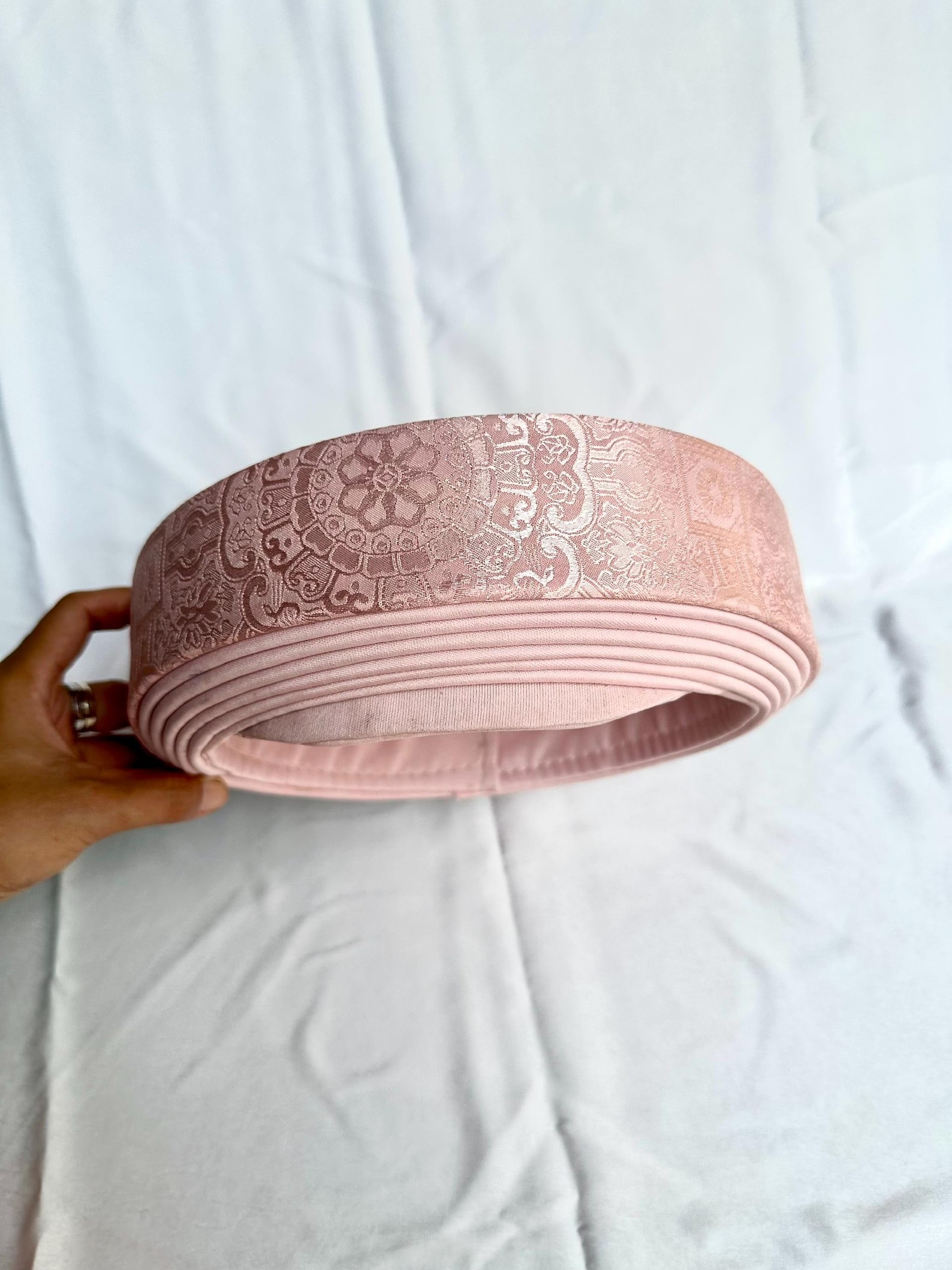 Vietnamese Gấm Khăn Đóng Headband: Ao Dai Groom Hat - Turban Men's Ao ...