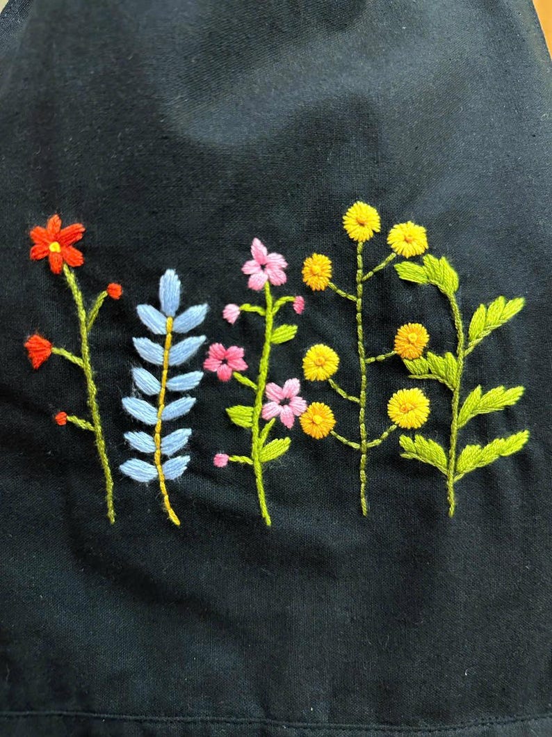 Cute Colorful Floral Aprons for Women, Flower Garden Hand-embroidered ...