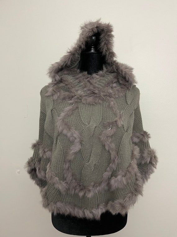 Vintage Cable Knit Rabbit Fur Hooded Poncho Cape | Gr… - Gem