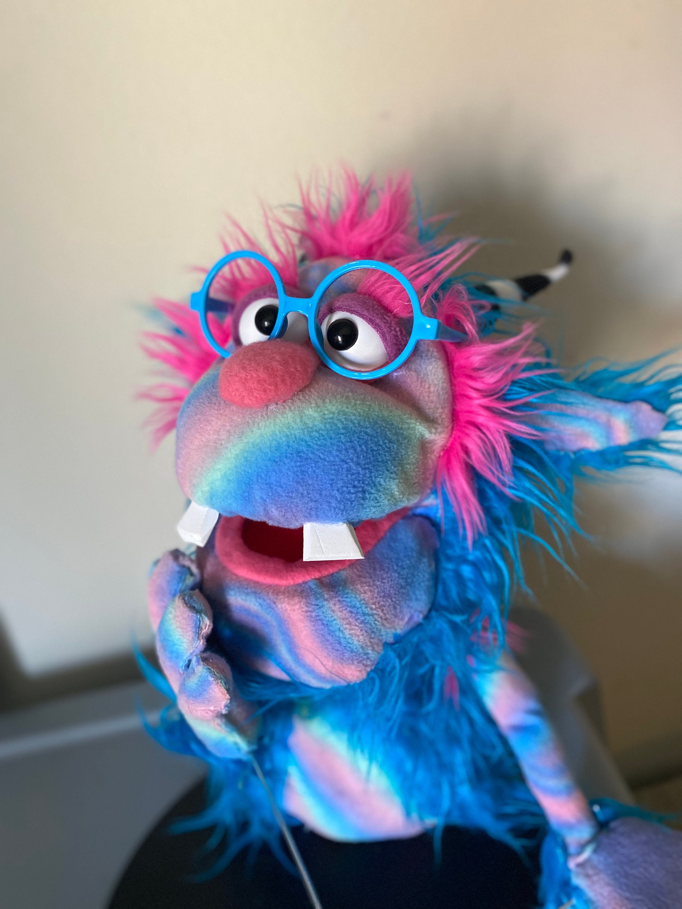 Bubblegum Troll Puppet - Etsy
