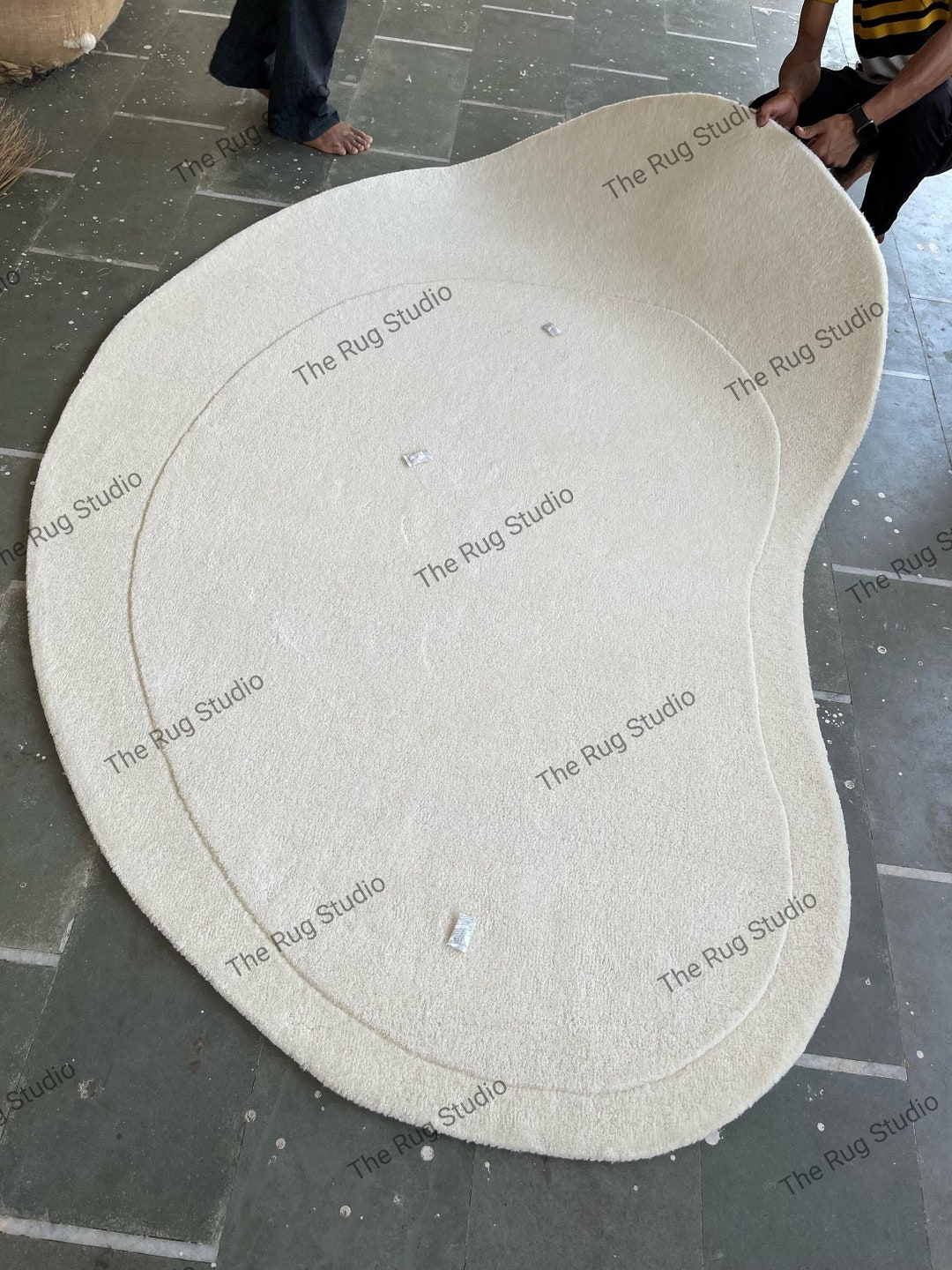 Solid White Kidney Shape Hand Tufted Country Oriental Wool Rug Hand ...