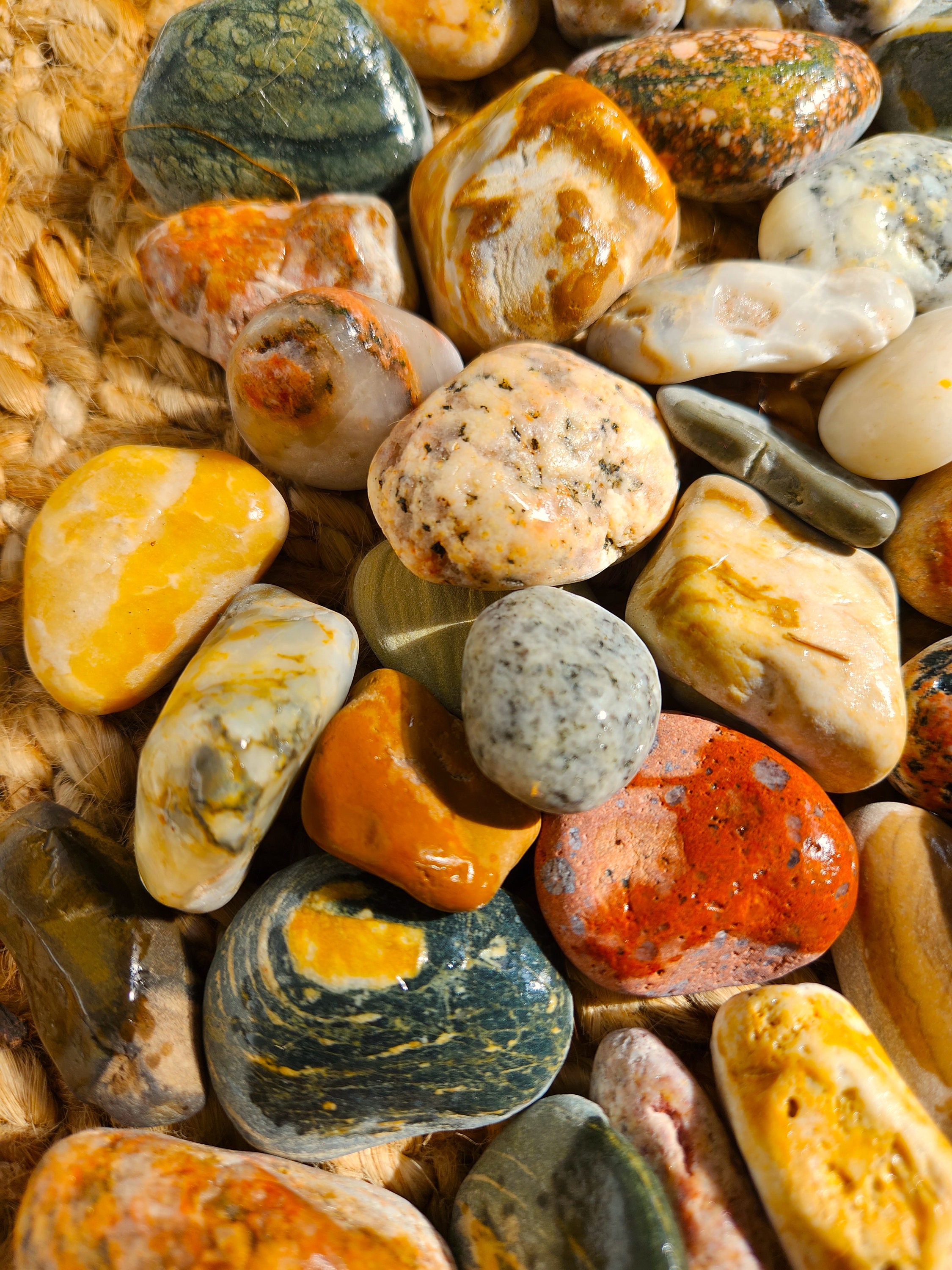 Medium Raw Untumbled Beautiful Mix of Natural Great Lakes Rocks ...