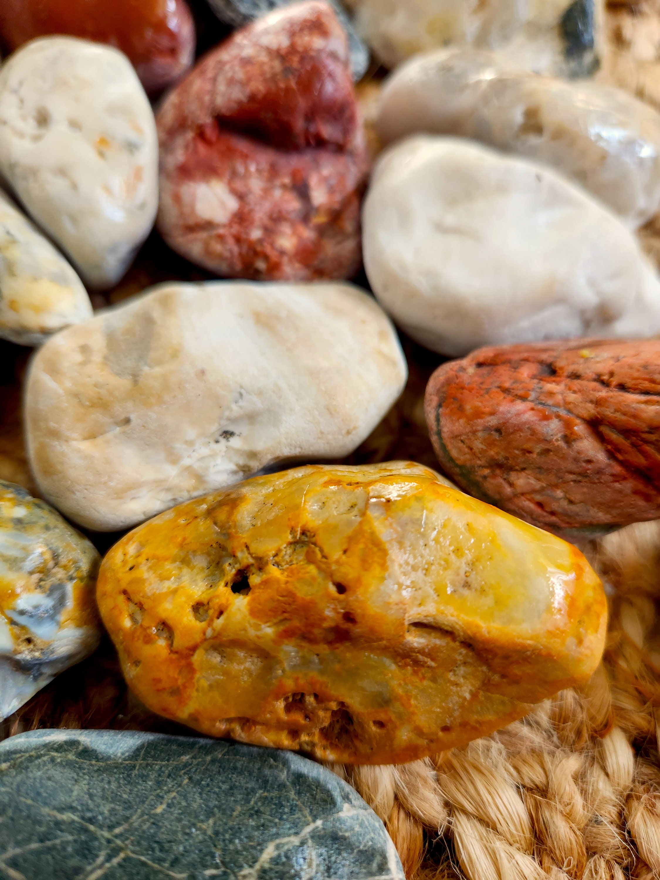 Large Raw Untumbled Beautiful Mix of Natural Great Lakes Rocks / Stones ...