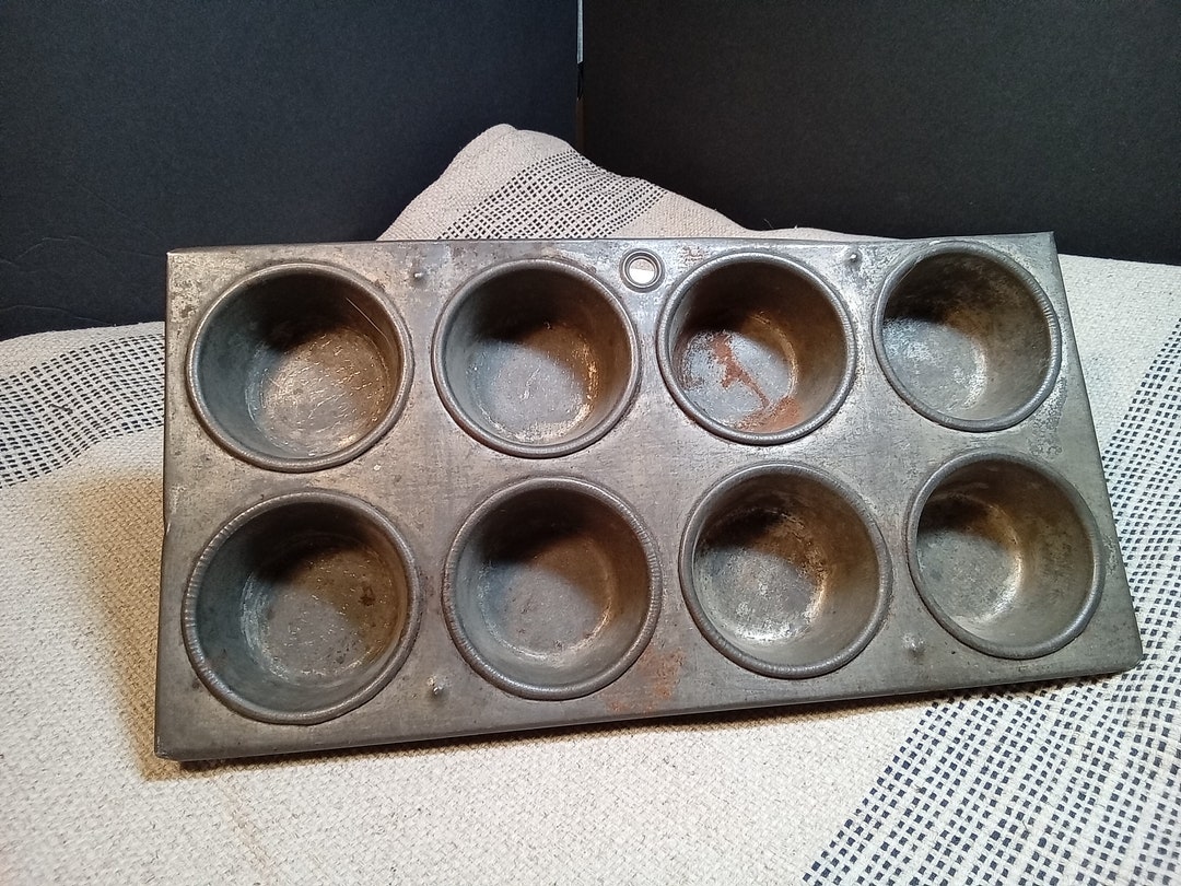 Vintage Primitive Rectangular Aluminum Muffin/cupcake Tin of 8 Holes - Etsy