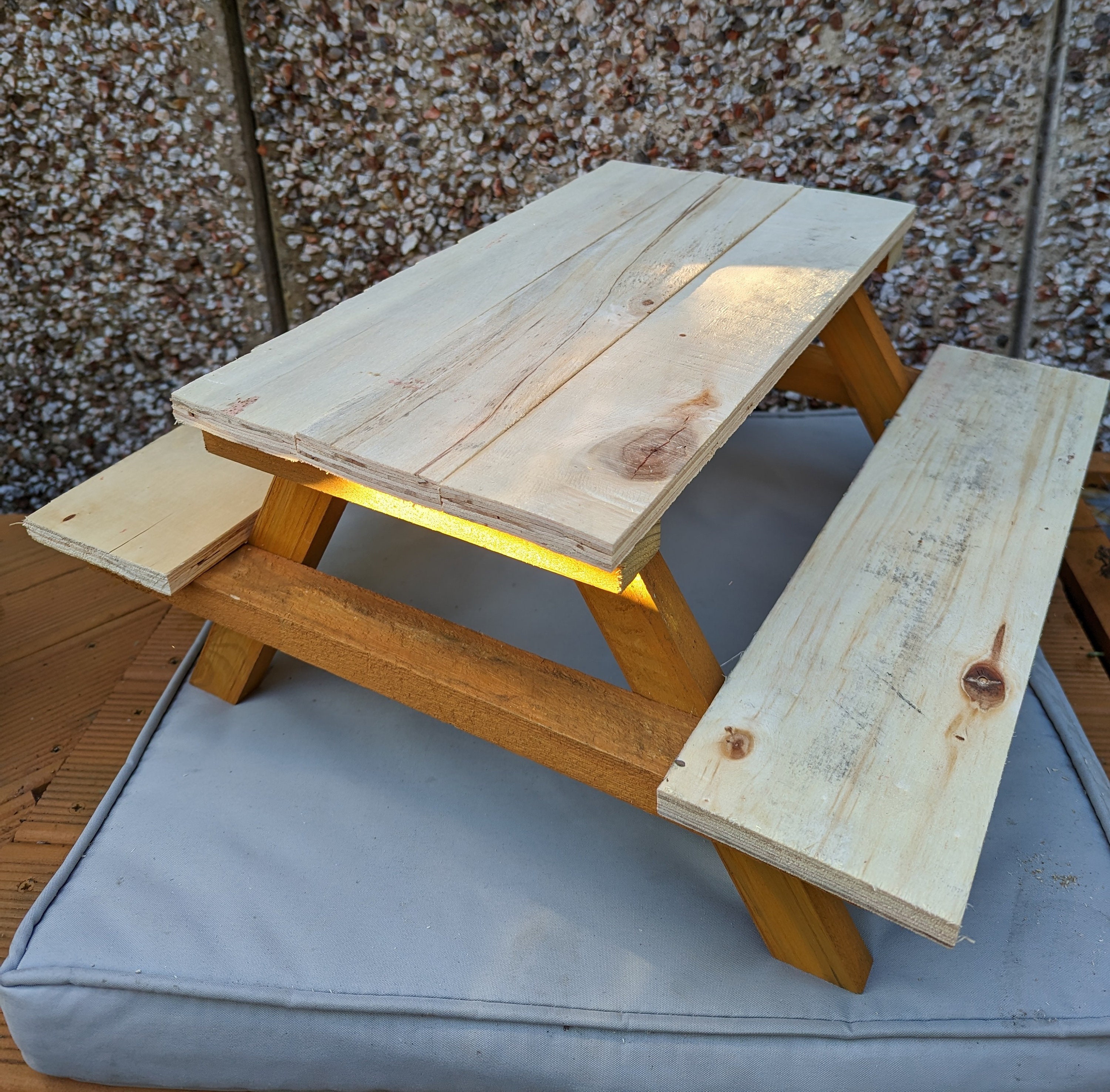 Mini Picnic Bench / Picnic Table Squirrel Feeder or Bird - Etsy UK