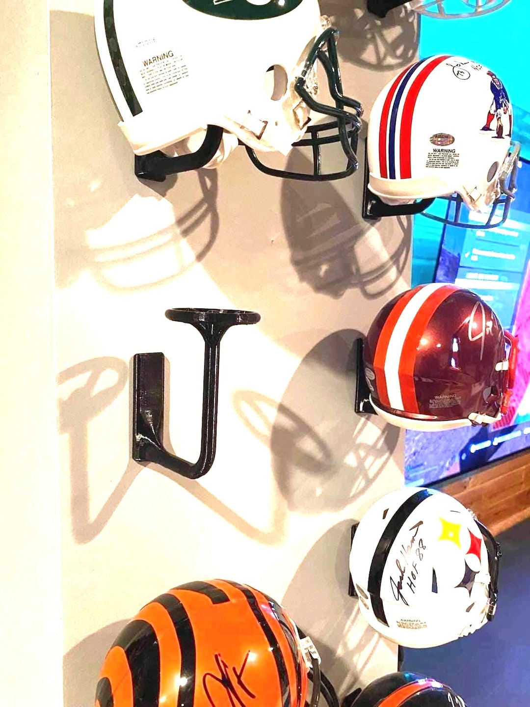 THE BEST Mini Helmet Holders 3D Printed in Pla+, Show off Your Mini ...