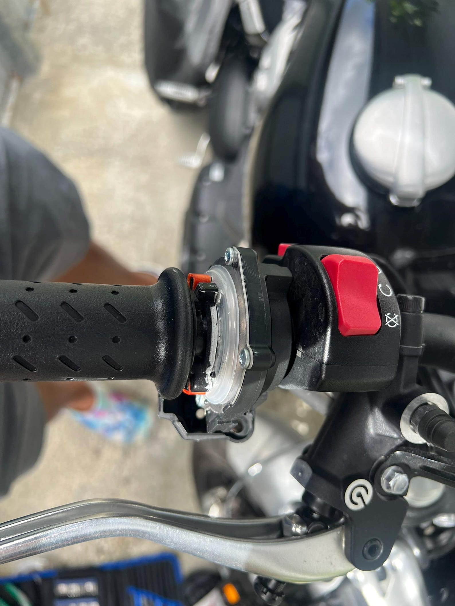 Triumph Throttle Spacer Kit | Speed Triple / Street Twin / Thruxton ...