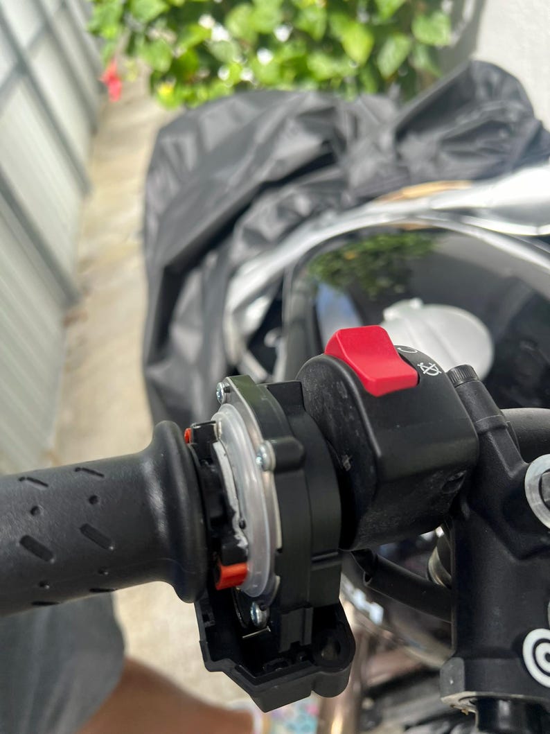 Triumph Throttle Spacer Kit | Speed Triple / Street Twin / Thruxton ...