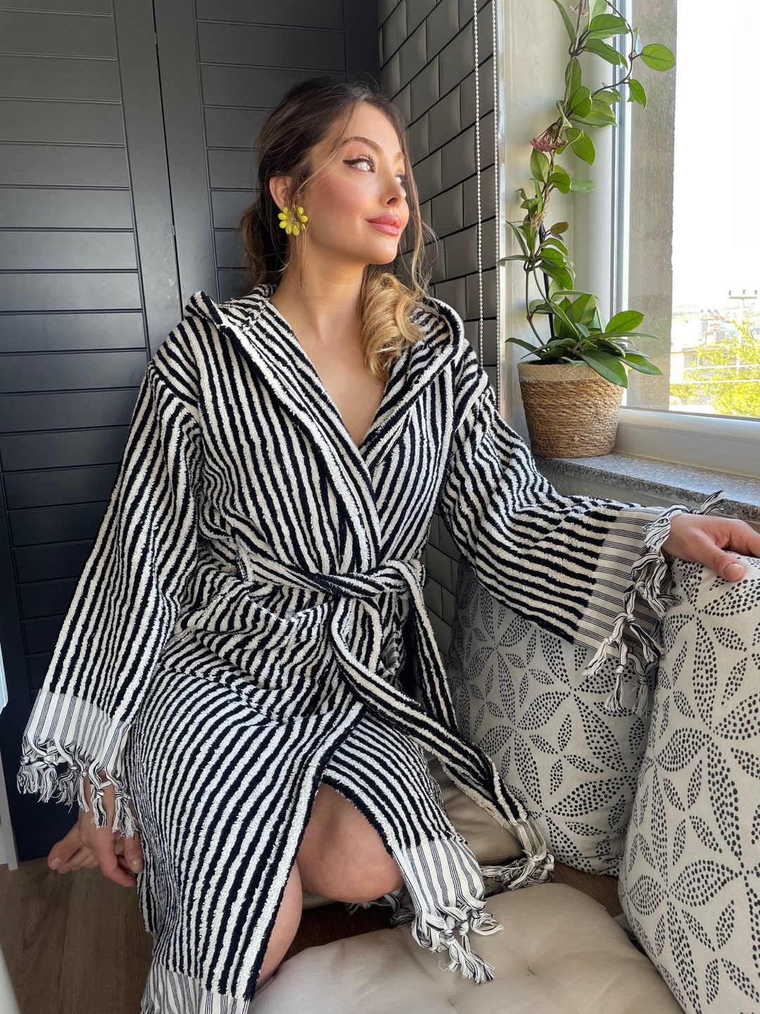 Thick Colorful Hoodie Bathrobe, Christmas Bubble Handwoven Robe ...