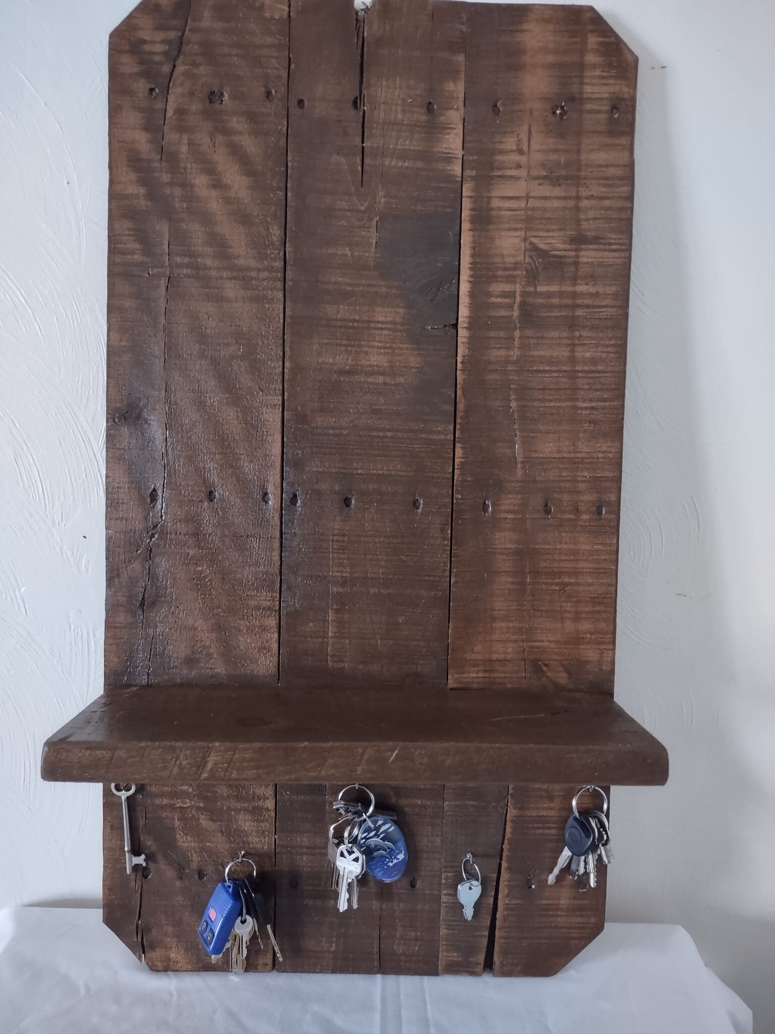 Reclaimed Palletwood Shelf With Key Rack, Modern Rustic Farmhouse Style ...