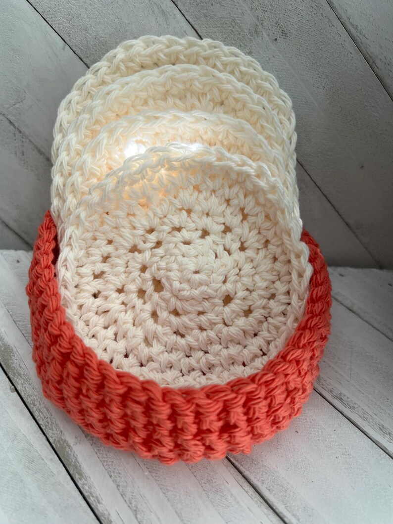 Set of 4 Crochet Coasters With Holder - Etsy