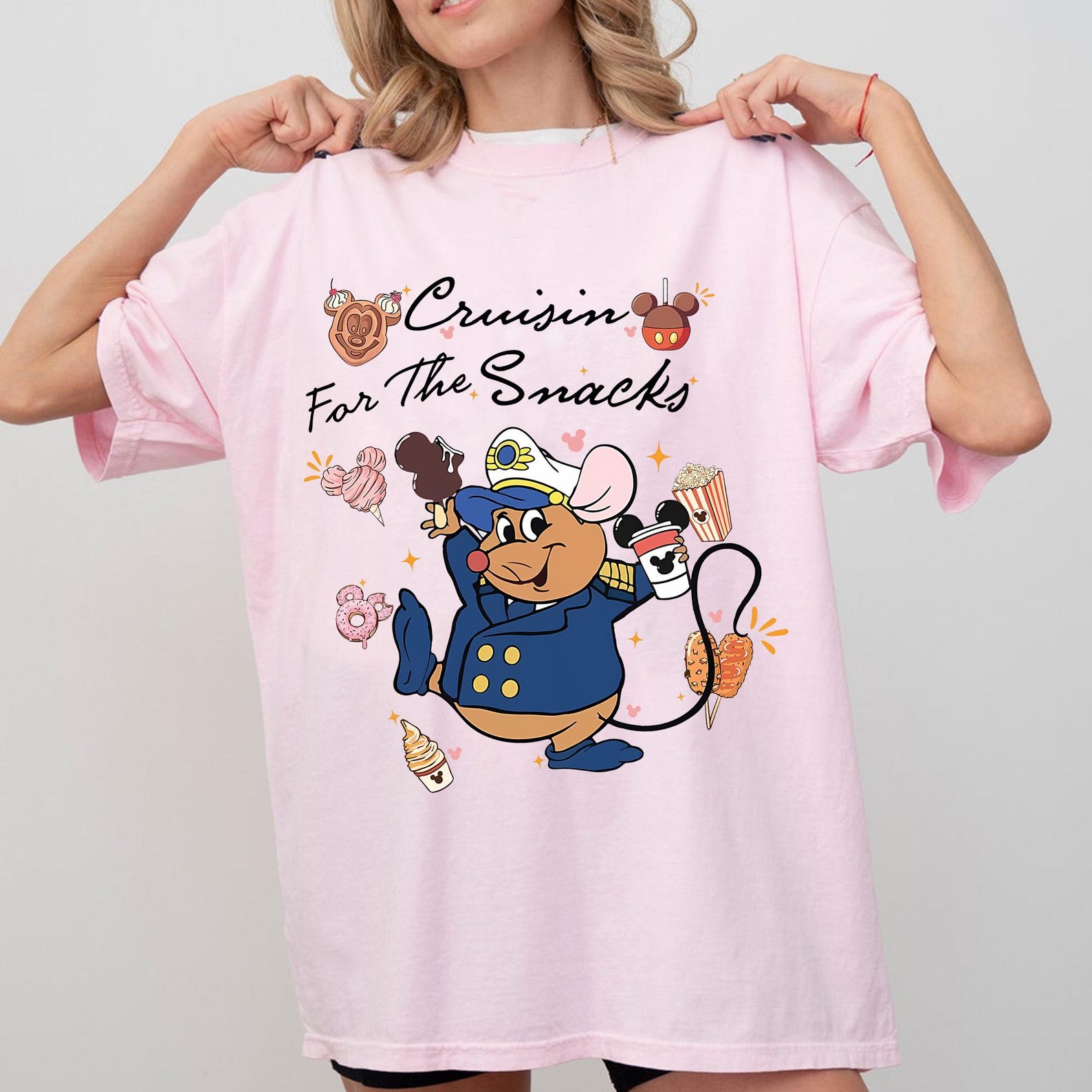 Cruisin for the Snacks PNG | Cute Cruise Mouse Captain Snack Lover ...