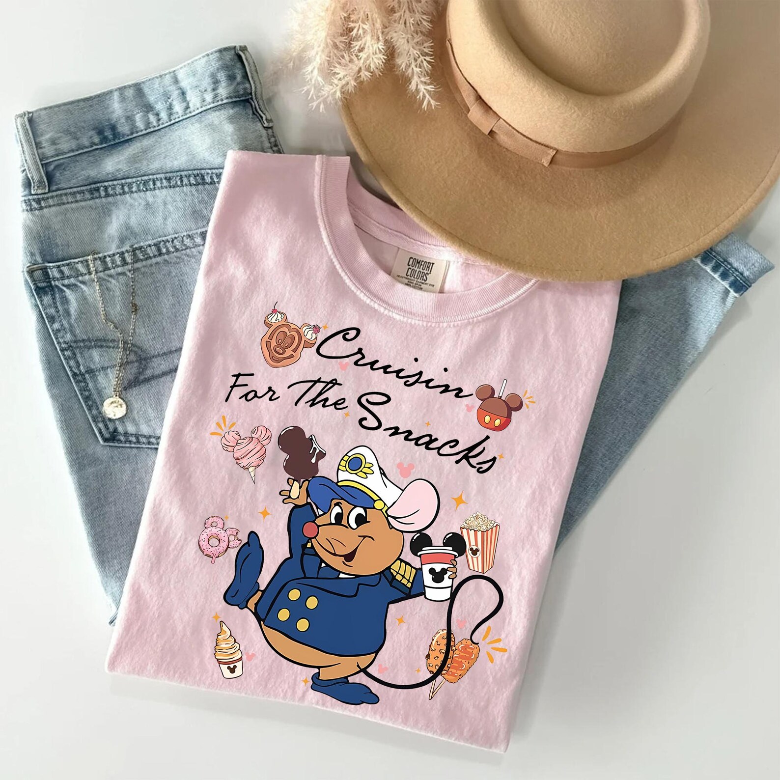 Cruisin for the Snacks PNG | Cute Cruise Mouse Captain Snack Lover ...