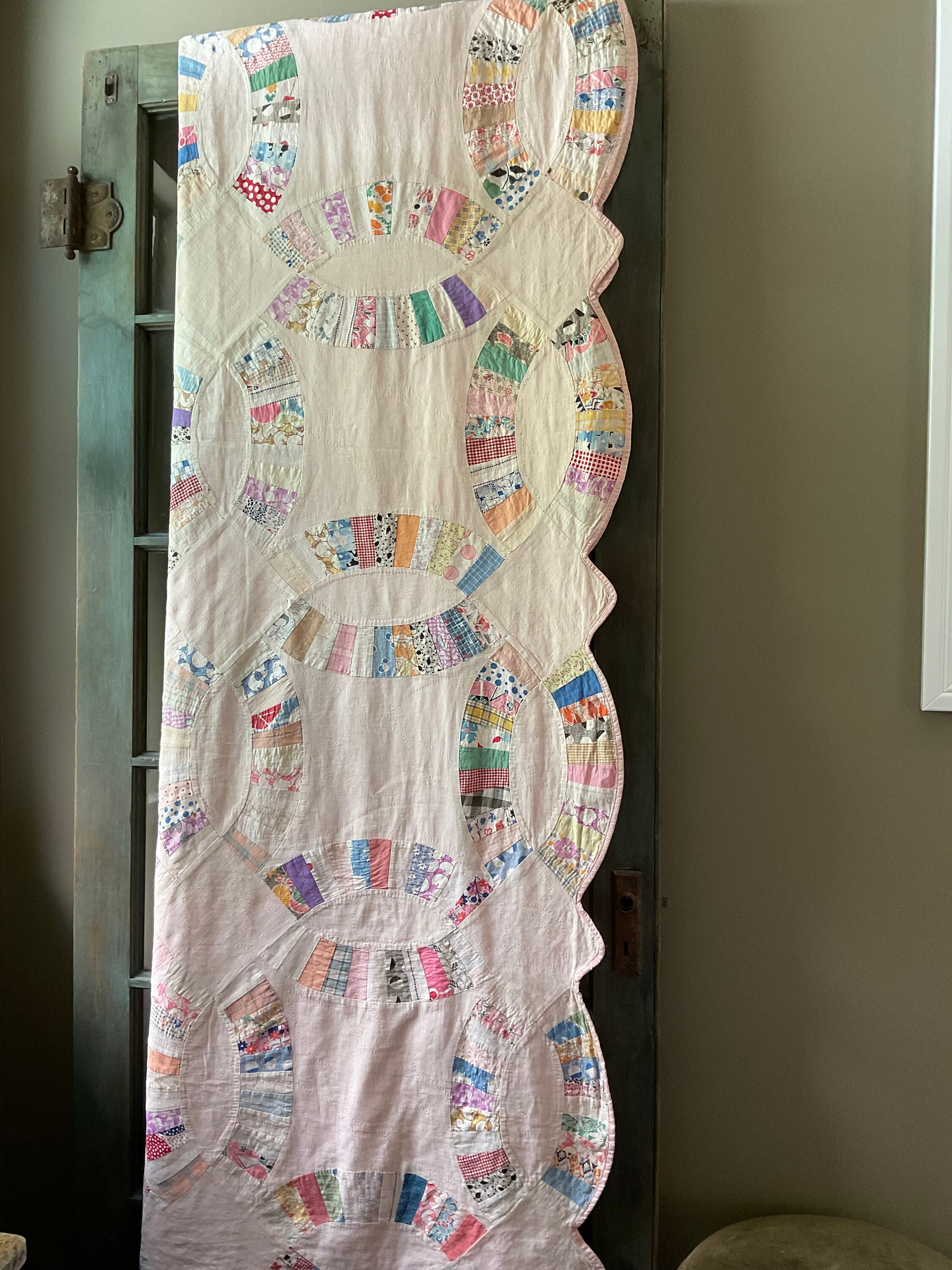 Oh so Charming Pink Wedding Ring Quilt - Etsy