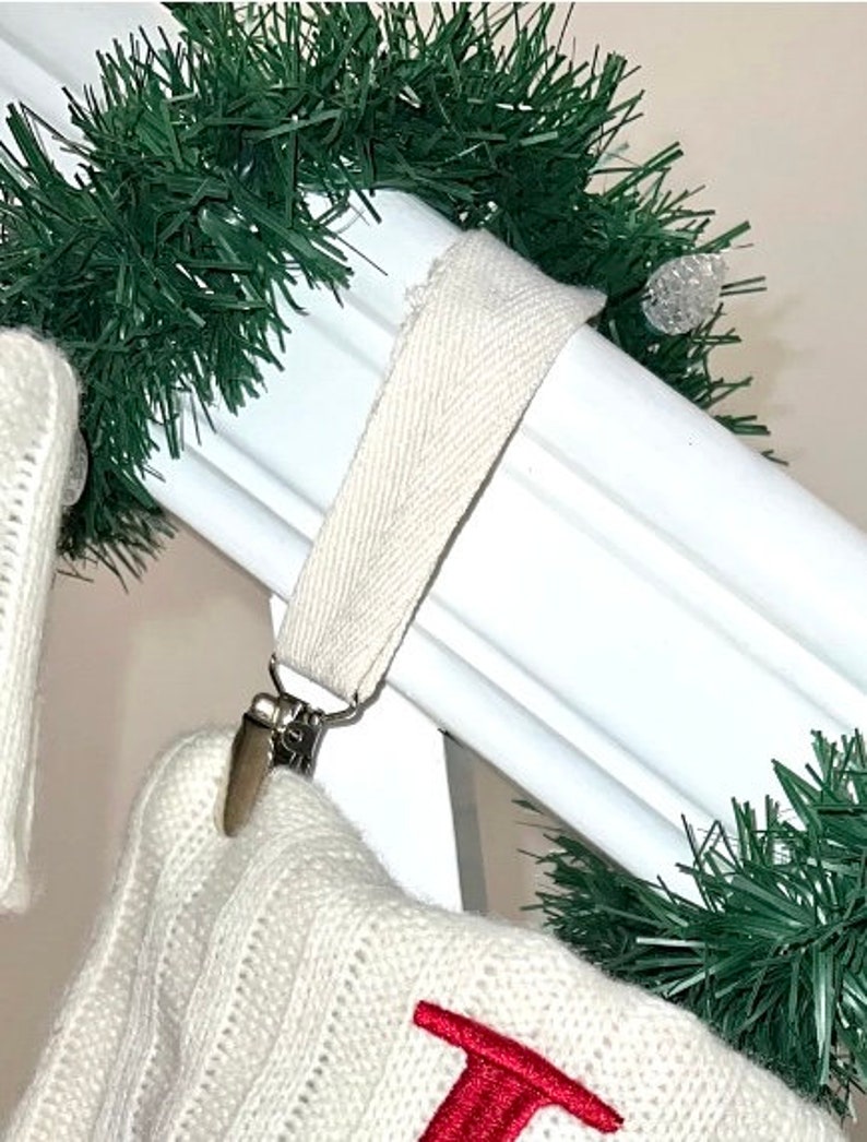 Hang Holiday Stockings From Your Staircase With Rail Ribbons (pack of 2 ...