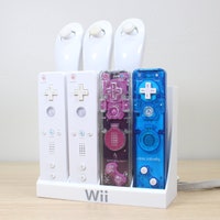 Wii+nunchuck Controller Wall Mount - Etsy