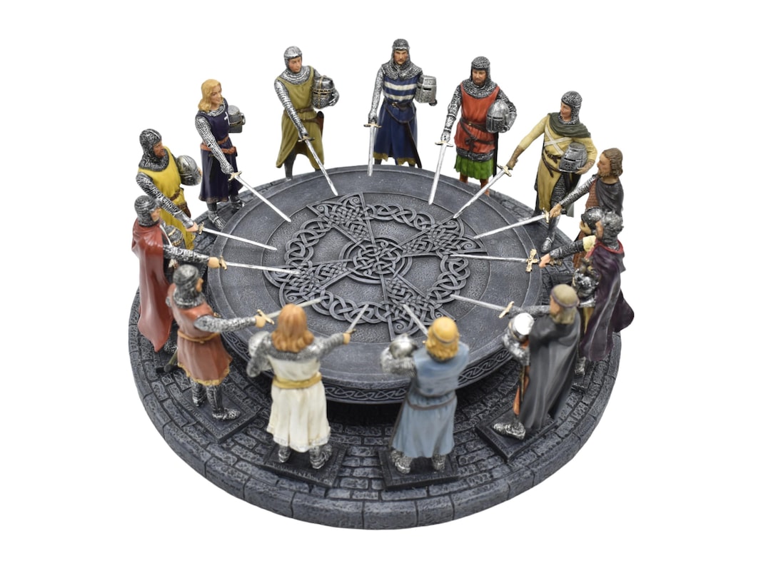 King Arthur and Twelve Knights Round Table Medieval Figurine Set ...