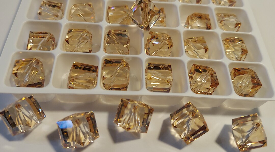 Swarovski Ultra Rare 24 Cubes 12mmvintage 8546 Crystal Golden Shadow in ...
