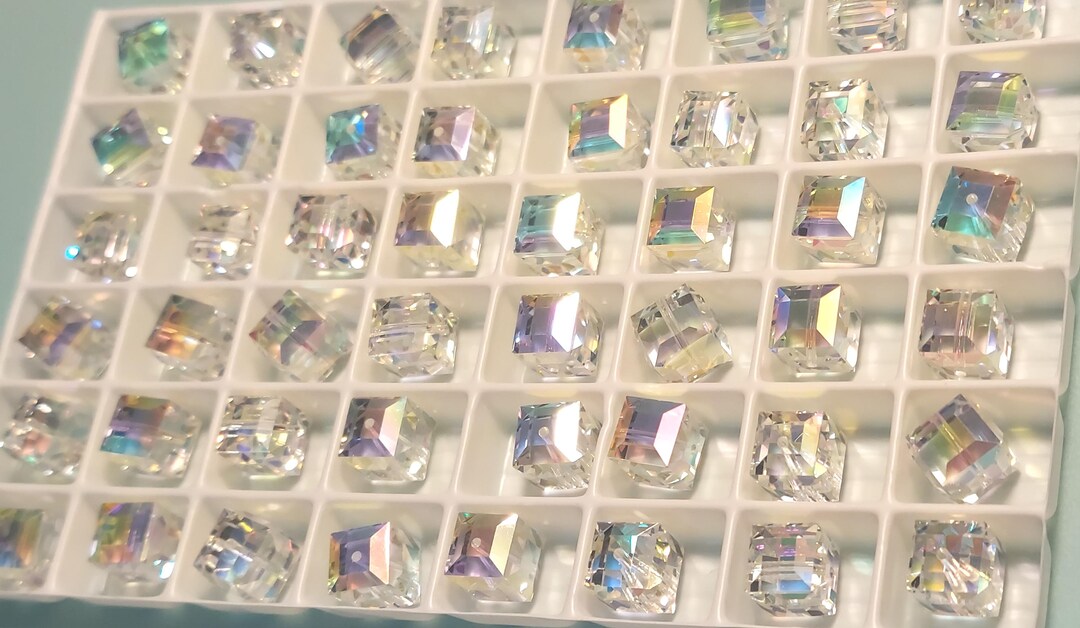 Swarovski Crystal (transmission Finish Rarity) 5601 8mm Full Flat of 48 ...