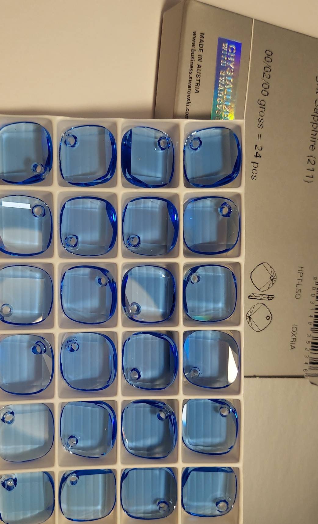 Beautiful Swarovski 6058 Full Sealed Factory Pack 18mm Light Sapphire ...