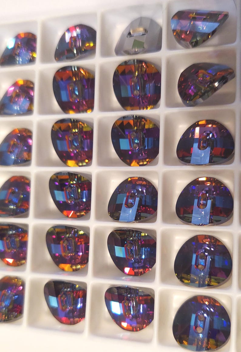 Swarovski 3016 Factory Sealed Box of Mesmerizing Crystal Meridian Blue ...