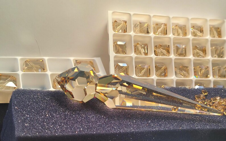 Swarovski Vintage (31 Total Pieces) STRASS 8984 118mm (2 Count Etched ...