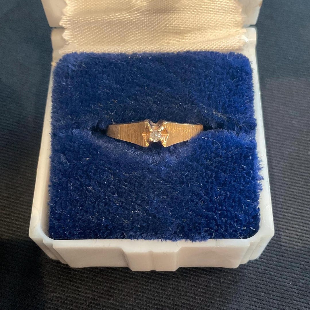 Estate Mid Century Diamond Solitaire 10k Gold Ring Size 4 Promise Ring ...