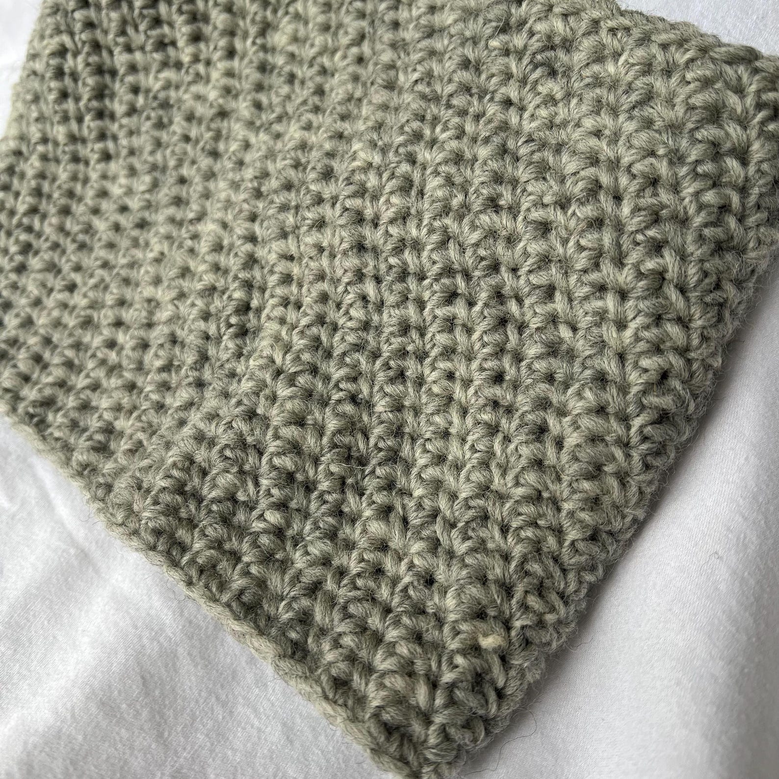 CROCHET PATTERN: FRANKIE Cowl | Cozy Beginner-friendly Crochet Cowl ...