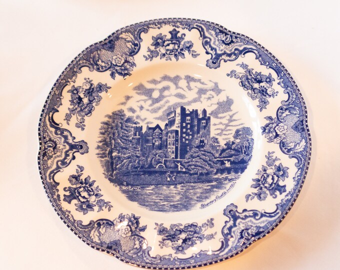 DINNER PLATE Johnson Brothers Old Britain Castles Blarney Castle Blue ...