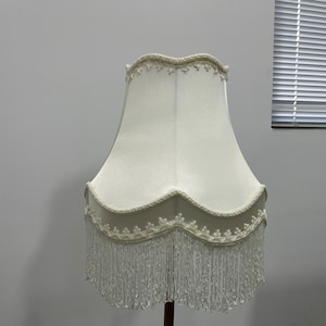 Pearl White Handmade Lamp Shades With Tassels, European Style Lampshade ...