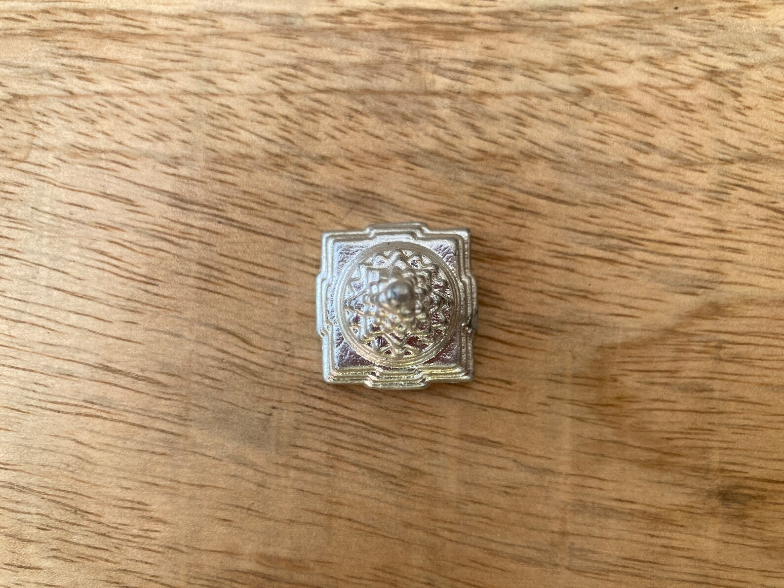 Meru Yantra , Parad Shri Yantra , Gift for Pooja Room , Silver Mercury ...