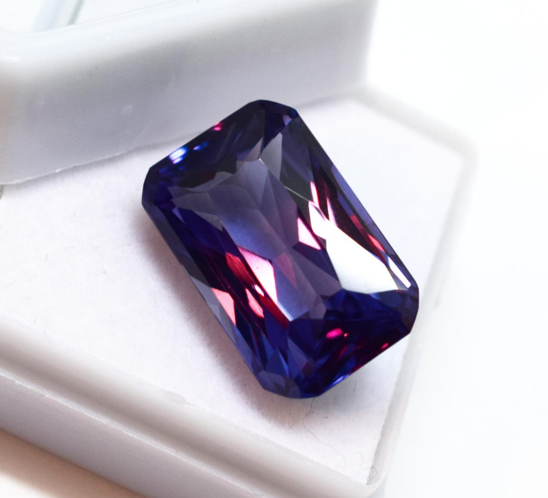 NEW Brazilian Color Changing Emerald Cut 16.30 Ct Natural Alexandrite ...