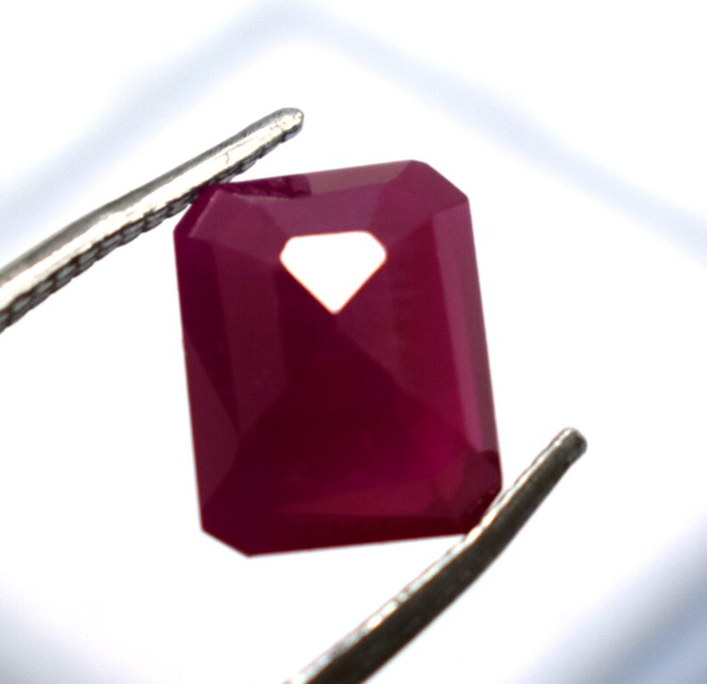 Natural Red Beryl Red Bixbite From Utah Emerald Shape 6.45 Cts CGI ...