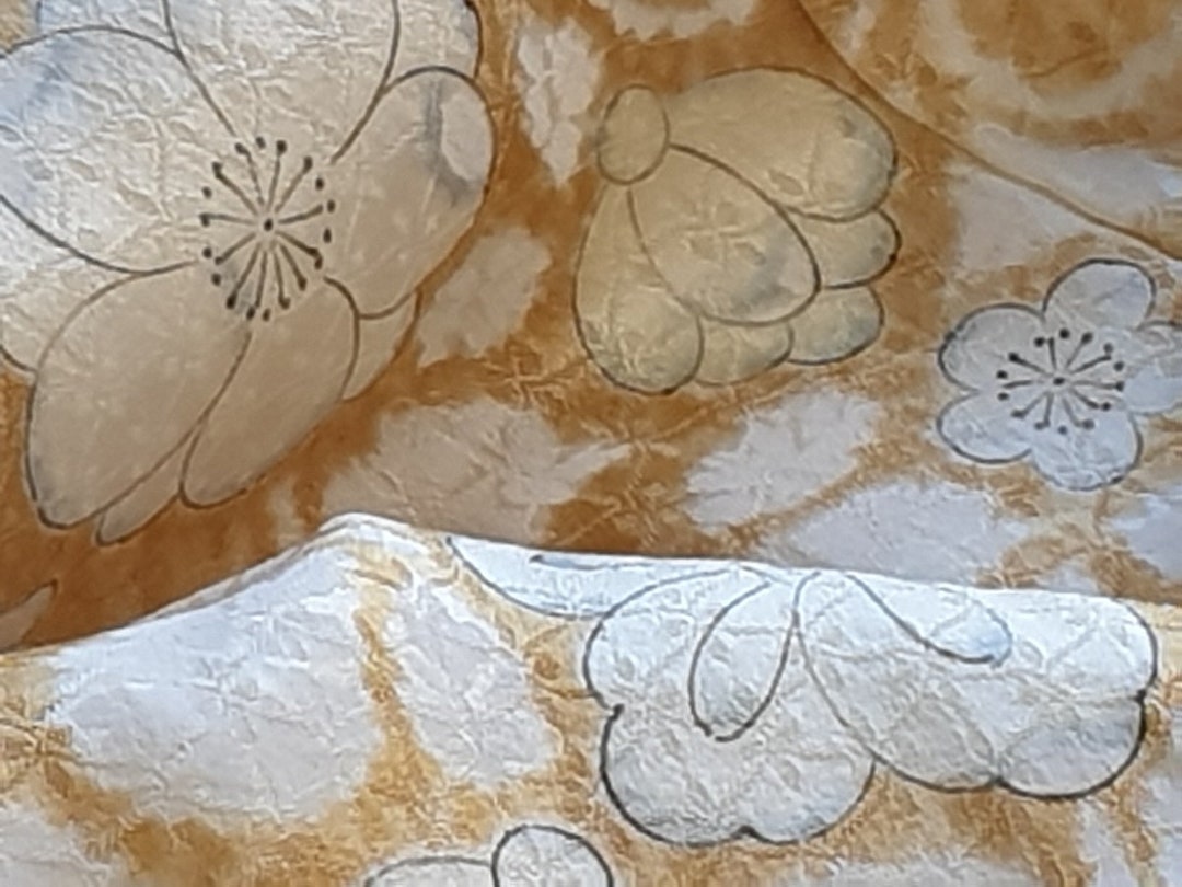 Vintage Japanese Kimono, Gold White Silk Kimono Robe, Silk Kimono - Etsy