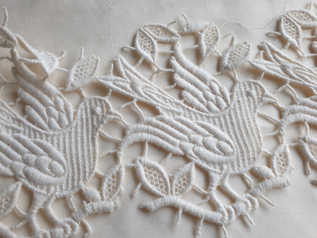 Vintage Lace, Antique Cotton Lace Applikation Birds, Crocheted ...