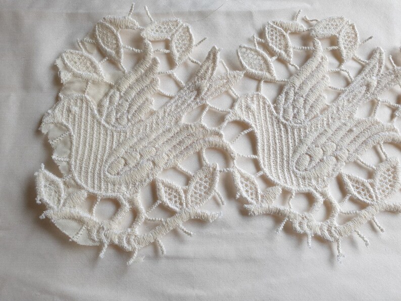 Vintage Lace, Antique Cotton Lace Applikation Birds, Crocheted ...