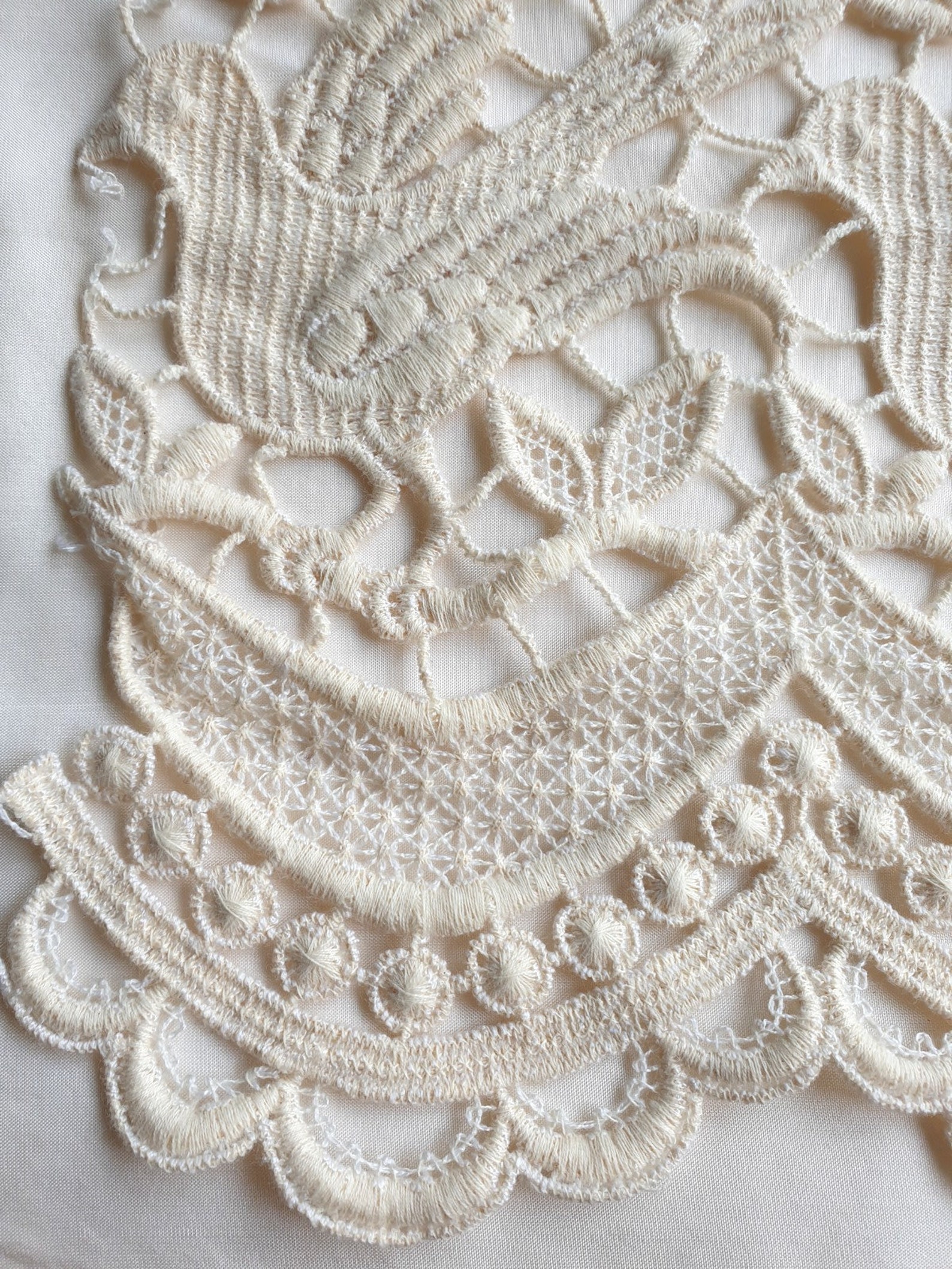 Vintage Lace, Antique Cotton Lace Applikation Birds, Crocheted ...