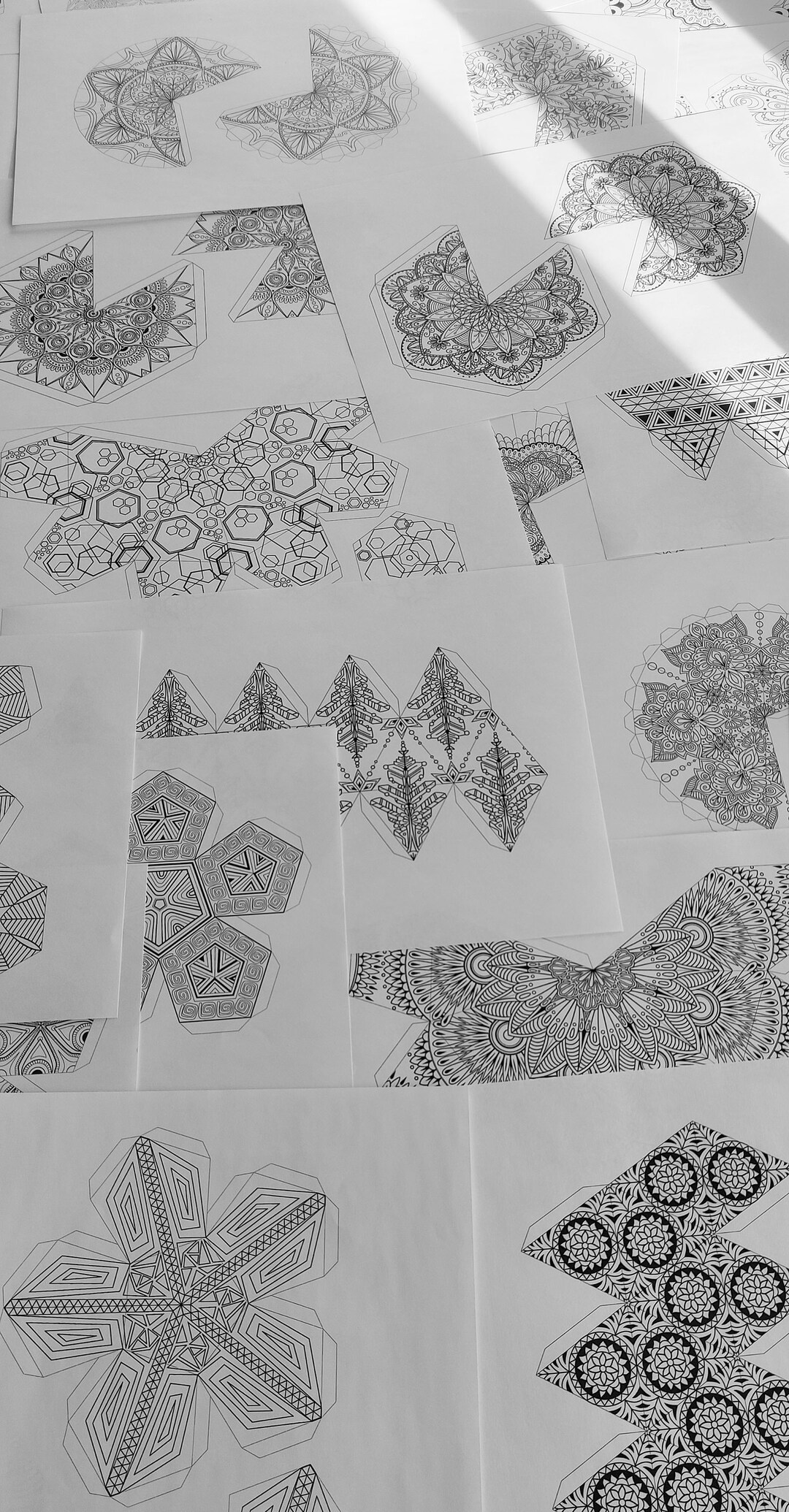 DIY Home Decor Ornament Color & Craft Templates | 25 Printable Coloring ...