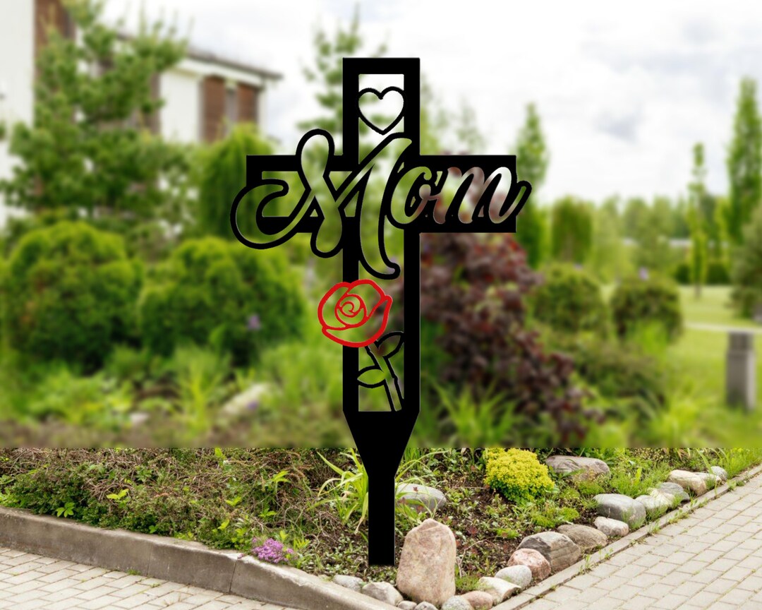 Mom Metal Cross Garden Stake, Memorial Cross Stake for Mom, Black Grave ...
