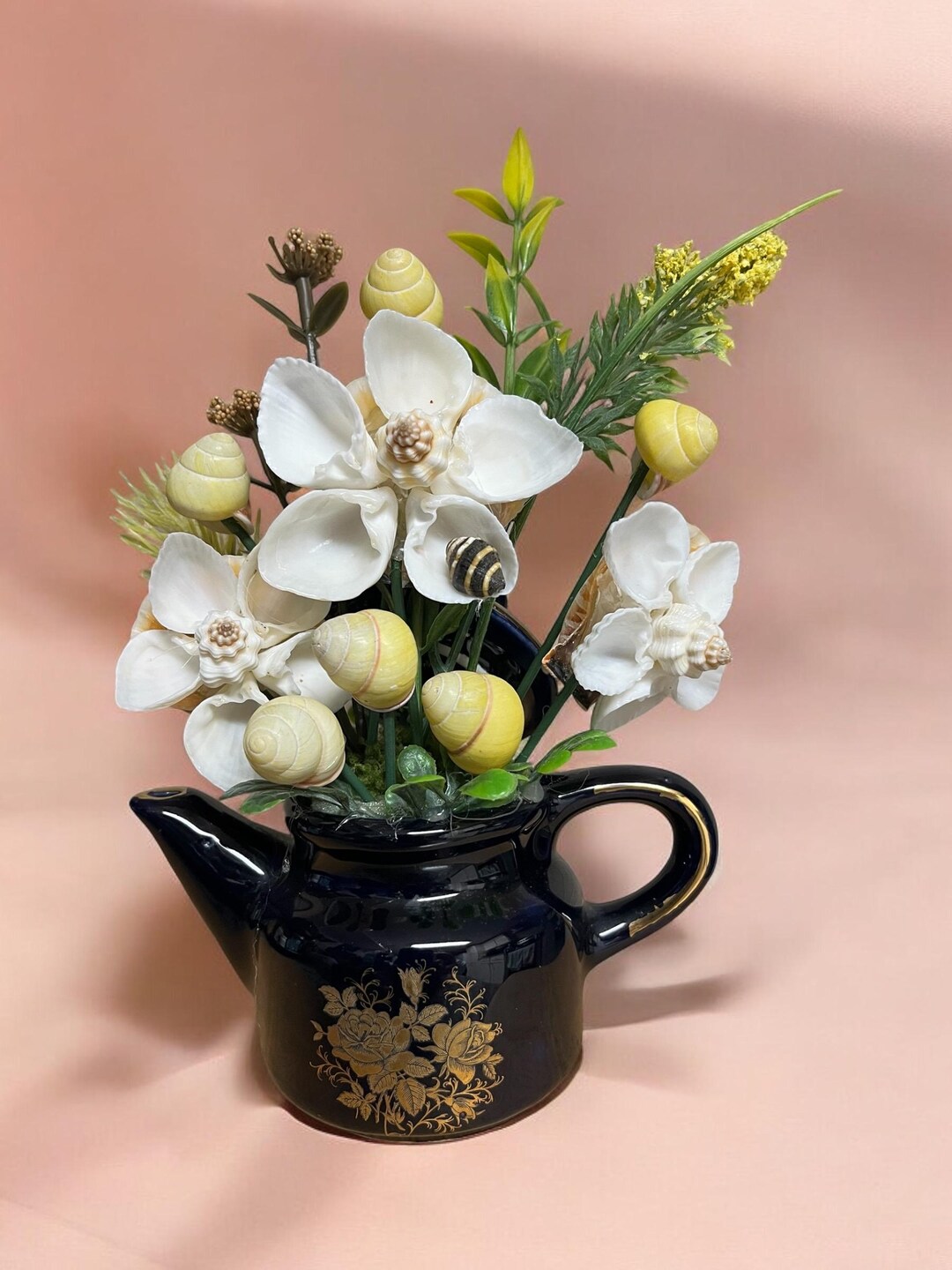Vintage Pitcher With Seashell Bouquet, Shell Flowers Centerpiece ...